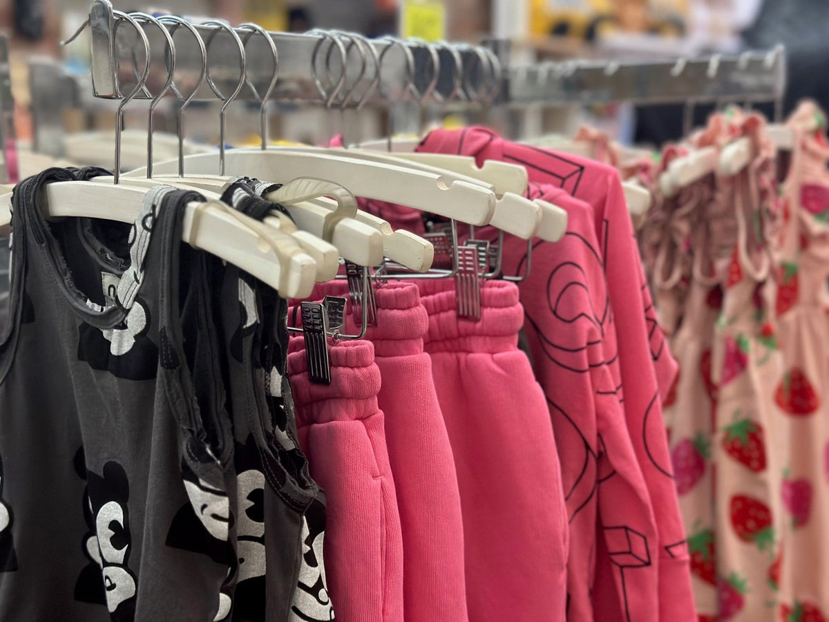 Luxury Strollers, Best Baby Gear, Nursery, Cool Clothing and Toys – Babesta